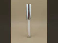 Delicate Design Clear Lip Balm Packaging with Silvery Lid for Lipsticks