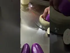 China Celery Pomegranates Split Machine Sugarcane Fruits And Vegetables Separator Lettuce Automatic Apple 6 Pieces Cutting Pears Splitting Machine for sale