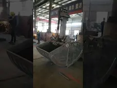 Long Boom Arm Excavator with Bucket