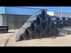 China Lightweight Docking Fender Anti Slip Surface Texture Easy Installation for sale