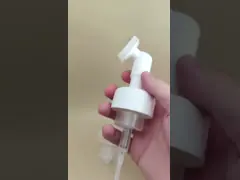 Delicate Design White Plastic Big Foam Pump with a Brush for Bodywash Bottles
