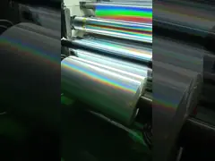 Cina Film adesivo olografico trasparente impermeabile per la laminazione iridescente in vendita