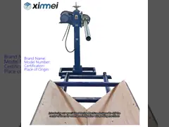 Perforación con máquina perforadora en el centro de la espuma para permitir la inserción de la barra de esponja para la máquina de pelado. Desbastado de la espuma cilíndrica en rollos delgados e infinitamente largos como pre-máquina para el procesamiento