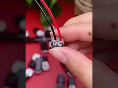 China LED Stripping-Free Terminal Blocks Quick Wiring Butt Joints and Solder-Free D2 Butt Terminals Connectors for sale
