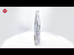 Busta da 70g di concentrato di pomodoro con grado Brix 22–24%