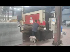 The bending of the 3D fence shipped to Australia was completed in this way
