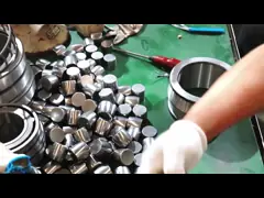 China 21313D1C3 Double Row Spherical Roller Bearing 65x140x33mm GCr15 Steel for sale