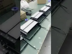 Cina Illuminazione per esterni Nera ABS Luce solare Telecomando 50w Led Faretto solare in vendita