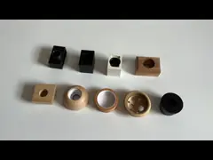 China Natural Wood Color Round Perfume Bottle Lid Pine Wood Perfume Bottle Cap for sale