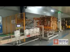 China Custom Single Column Automatic Palletizer Machine For Empty Bottles Box for sale