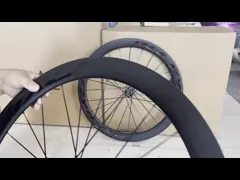 China 700c Carbon Fiber Bike Wheelset 24H Spoke Disc Brake 35/50/62mm Rim Depth 1590g Weight for sale