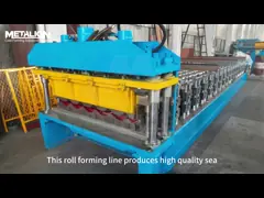 Cina Macchina per la formatura di rotoli di tegole a onda marina con colonna di guida e punzonatura idraulica in vendita
