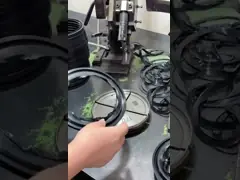 China Axle Shaft Oil Seal 90311-47013/90311-47010 Front Drive Axle Shaft Output Oil Seal for Toyota Tundra 4Runner for sale