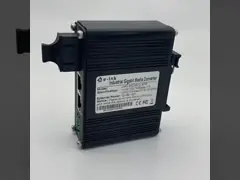 China Mini Industrial 100/1000BASE-X SFP to 10/100/1000BASE-T 30W PoE+ Media Converter with 1 SFP Port, 100Base-FX or 1000Base-X dual mode (auto detection) for sale