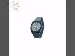 Orologio in quarzo in acciaio inossidabile da 30 metri, quadrante dorato impermeabile.