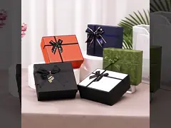 Bolsa de papel portátil Caja de regalo personalizada Caja de embalaje de recuerdo Caja de regalo rectangular