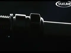 パーソナライゼーション 高品質 スパークプラグ R5B12-77 RB77WPCC KB77WPCC FB77WPCCの交換