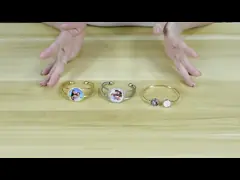 Cina Bracciale rigido in metallo con sublimazione personalizzata all'apertura del polsino in vendita