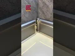 Cina Disegno da ginnastica in alluminio resistente e personalizzabile con LED per il montaggio del profilo in vendita