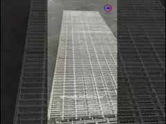 China Case Board Platform Stainless Steel Grating Floor steel bar grating stair treads for sale