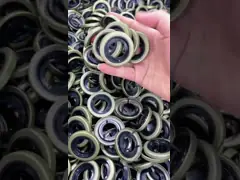 China Auto Parts Engine Rear Differential Pinion Flange Oil Seal 90311-S0001 for Toyota Hilux 90311S0001 for sale