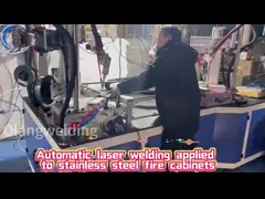 200Wファイバーレーザー溶接機、航空宇宙用途向け600x600mmテーブル付き
