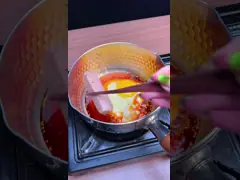 The instant noodles can cook like a hotpot