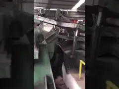 Automatische Steuerung der Steuerungsanlage Stahlrohrmühle 40-114 mm OD 80 m/min Les roues de contrôle automatiques de l‘installation en acier sont équipées d‘un système de régulation de l‘acier de 40 à 114 mm OD 80 m/min