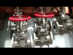 China 150# Flanged Cast Steel Gate Valve Manual Operation 2" 3" 4" Sizes with Low Fluid Resistance for sale