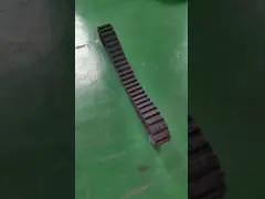 미끄럼 방지 로봇 고무 트랙 금속 내부 크기 60 X 15 길이 조절 가능