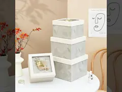 China Herbal Dream Gift Box Set Square Minimalist Lipstick Perfume Packaging Natural Dried Flower Decor for sale