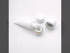 China Tubos exprimibles cosméticos de plástico extruido con tapas, tubo de loción vacío termoplástico en venta