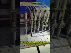 24 colori 2D 3D Soft PVC Rubber Patch Badge Making Dispensing Machine