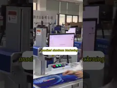 中国 110mm x 110mmのマーキングエリアと±0.001mmの精度を備えた、高精度QRコード印刷用ハイエンドビジュアルデュアルヘッドレーザーマーキングマシン 販売のため