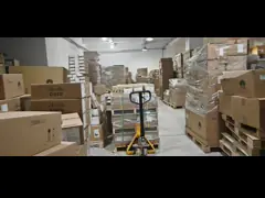 WS-C3650-48FS-S Cisco Catalyst 3650 48 * 10/100/1000 porte Ethernet - Full PoE - 4 x 1G Uplink - Switching Layer 3 - IP Base - gestito