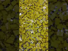 China ATT 32V DC 30 Amp Low Profile Micro Mini Blade Fuse Plug In PC PA Material for sale