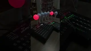 Controller DMX Wireless per il controllo senza fili di sfere LED ricaricabili utilizzate in concerti e prove di più giorni