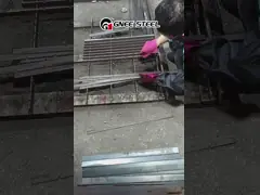 China Hot DIP Galvanized Steel Stair Treads with High Strength Bearing Bar Specifications for Durable Anti-Slip Performance for sale