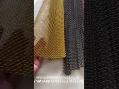 Cortinas de malla metálica de alambre flexible de 40 pies fachadas de hierba verde