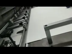 Προβολή Αυτόματης Μηχανής Επίστρωσης με Λυχνία UV για Αφίσες, Βιβλία, Επίδειξη