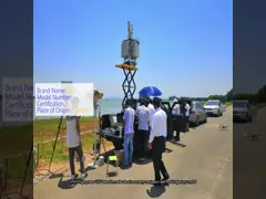 Radar de détection de drones de haute performance avec système de contrôle de navigation pour la gestion de plusieurs lignes aériennes Radar di rilevamento di droni ad alte prestazioni con sistema di controllo di navigazione per la gestione di diverse lin