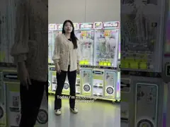 China Top Selling Coin Operated 60kgs Toys Claw Game Machine Single Player Win Clip Gift Machine Operating Power 100W Ideal for Indoor Entertainment Areas for sale