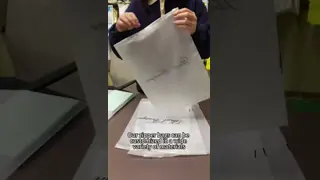 China Transparent frosted bags, thickened PE clothing zipper packaging bags, high-end self-sealing bags for sale