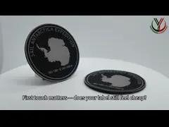 China 2D Raised Silicone Logo Heat Transfer Clothing Labels Woven Fabric for sale