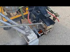 China Thermoplatic Seal Machine For Repairing Road Crack for sale