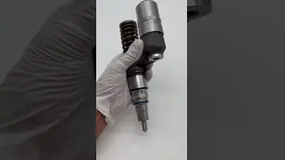 China EUP EUI Fuel Injector 0414701017 for DC10 Engines with Corrosion Resistant Metal Construction for sale