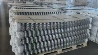 China 10M Galvanized PVC Coated Chain Link Fencing For Garden Fence for sale