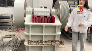 Cina Frantoio a mascelle regolabile per scarico per frantumazione di roccia tipo mascella per quarzo e pietra di fiume in vendita