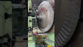 China 42CrMo Customized Straight Tooth Bevel Gear System for Cone Crusher - 550mm Tip Diameter with ISO 8-9 Grade Precision for sale