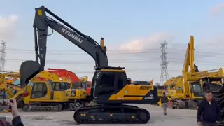 Used Hyundai Excavator HX220HD Heavy Duty Durable Model With 120kw Power And 1.2 Cubic Meter Bucket